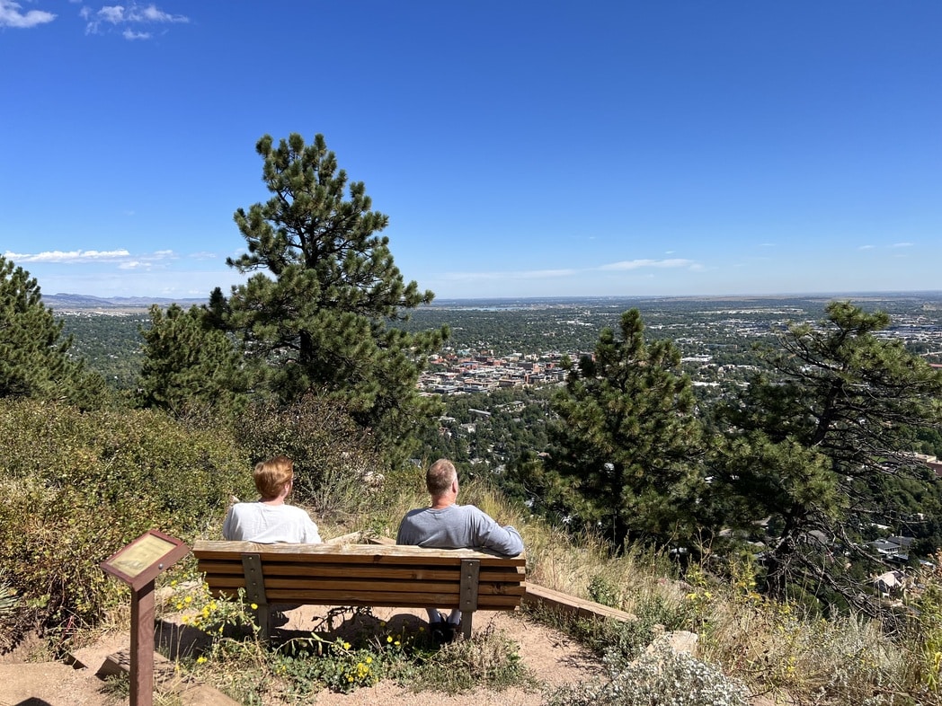 Private Shuttle from Denver Airport to Boulder | DEN & APA Airports