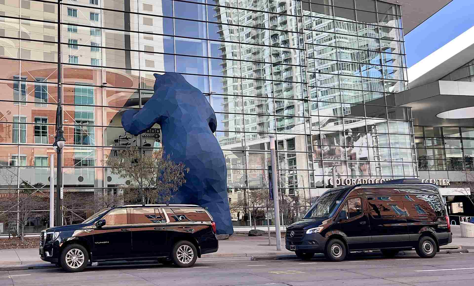 Denver Car Service | Chauffeur Service | Colorado Group Van